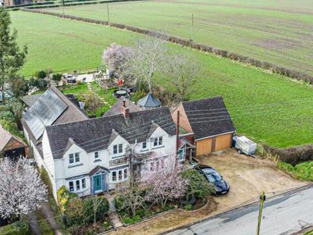 4 Bedroom Detached House For Sale In Stubwood