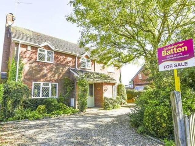 4 Bedroom Detached House For Sale In Sturminster Marshall, Dorset
