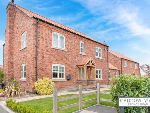 4 Bedroom Detached House For Sale In Sturton le steeple