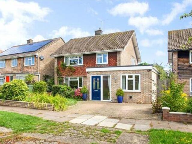 4 Bedroom Detached House For Sale In St. Albans