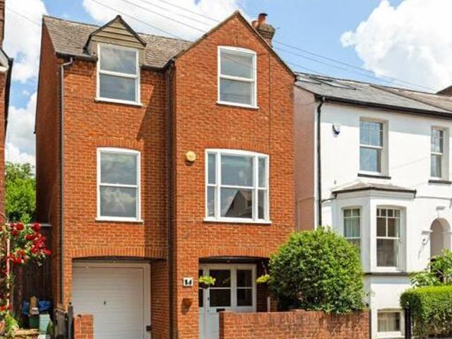 4 Bedroom Detached House For Sale In St. Albans