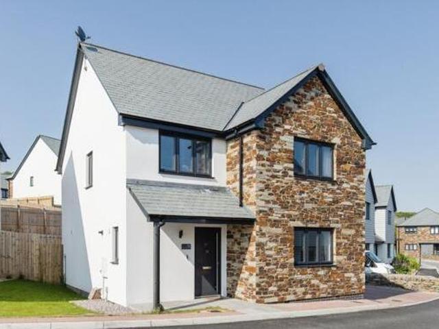 4 Bedroom Detached House For Sale In St. Austell