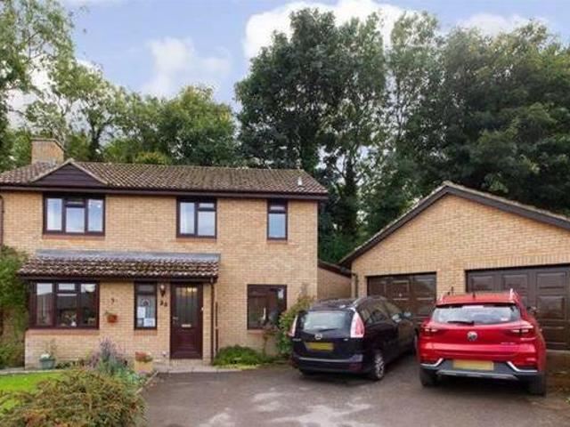 4 bedroom detached house for sale in St Bartholomews Cam GL11 GL11