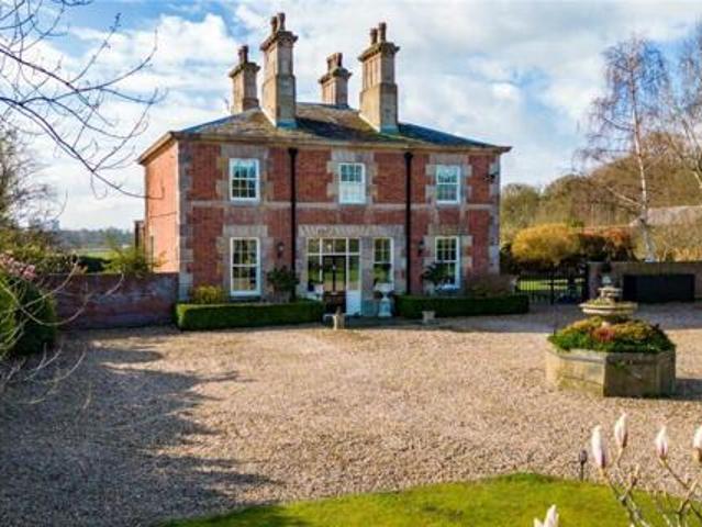 4 Bedroom Detached House For Sale In St. Helens, Merseyside