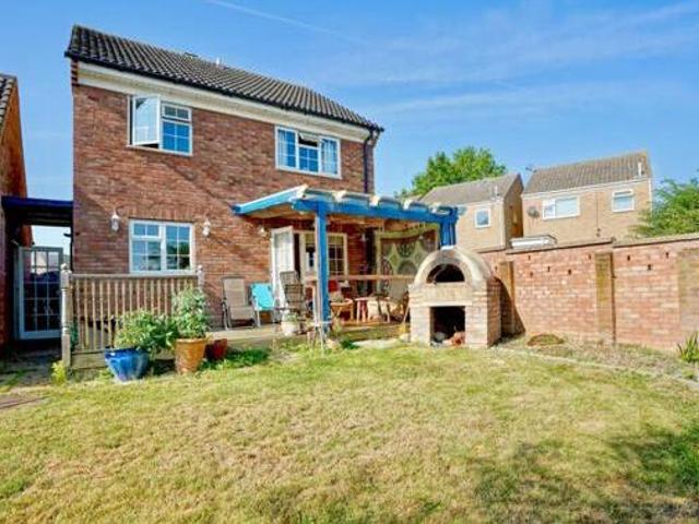 4 Bedroom Detached House For Sale In St. Ives, Cambridgeshire