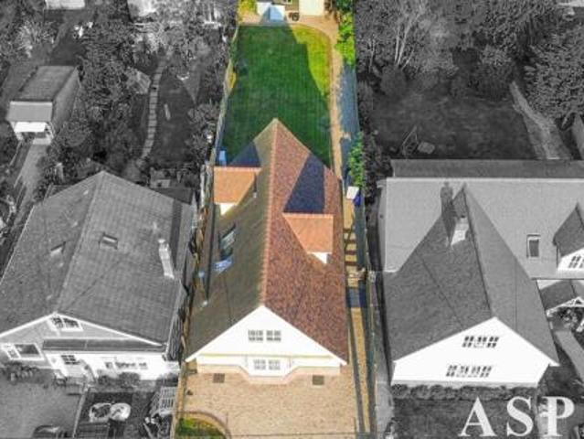 4 Bedroom Detached House For Sale In St. Lawrence