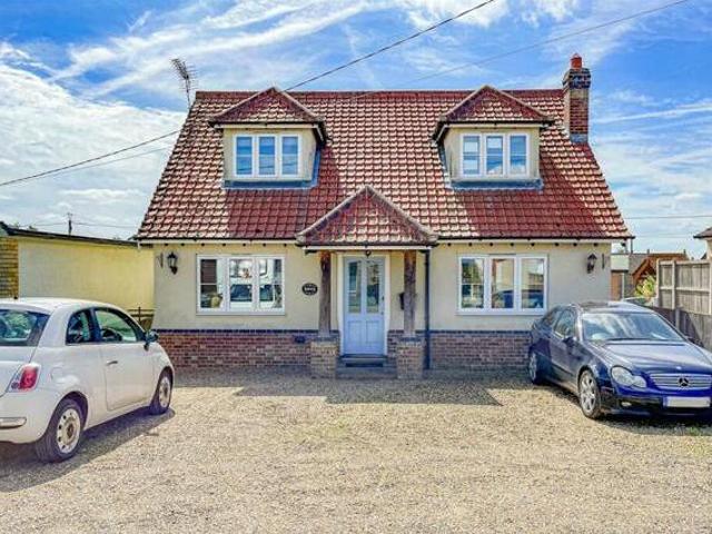 4 Bedroom Detached House For Sale In St. Lawrence