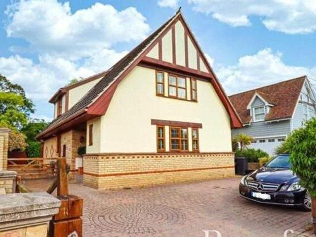 4 Bedroom Detached House For Sale In St. Lawrence
