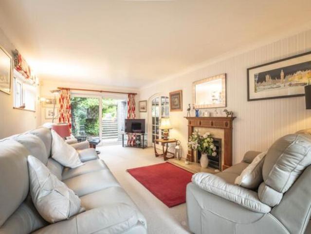4 bedroom detached house for sale in St Lawrence Avenue, Bidborough, Tunbridge Wells no chain, TN4