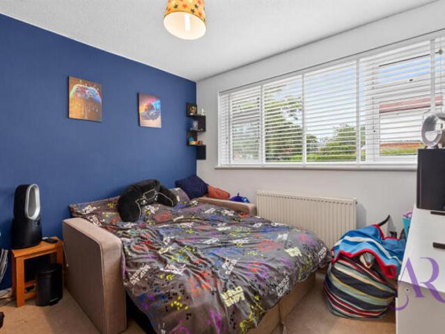 4 bedroom detached house for sale in St. Margarets Close, Newport Pagnell, MK16