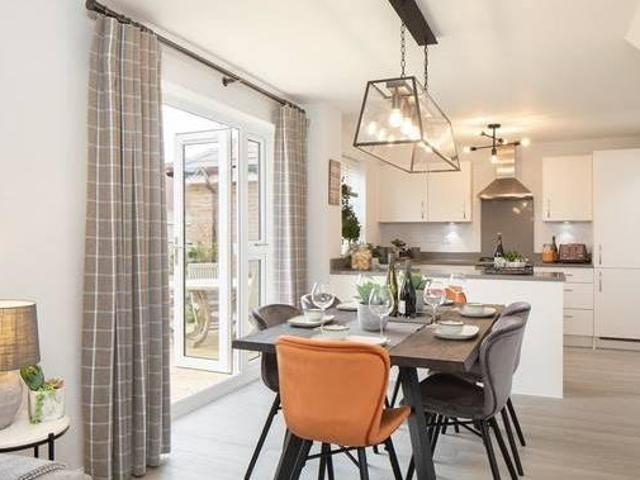 4 bedroom detached house for sale in St Martins Road Eastbourne BN22 0LG BN22