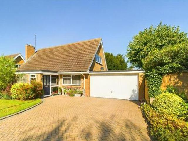 4 Bedroom Detached House For Sale In St. Neots, Cambridgeshire