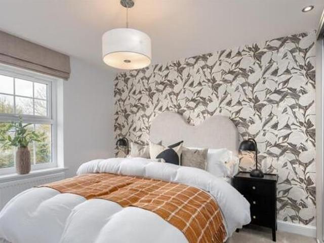 4 Bedroom Detached House For Sale In St Neots, Cambridgeshire
