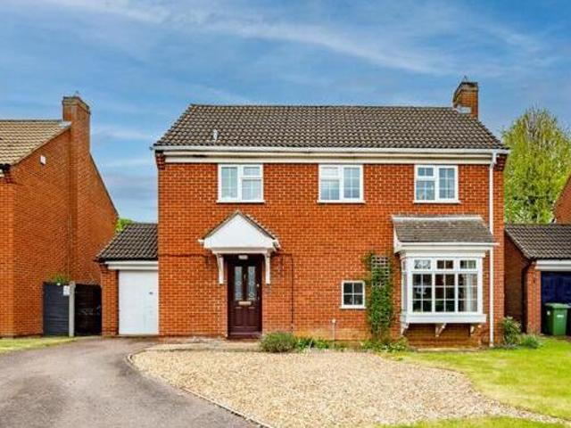 4 Bedroom Detached House For Sale In St. Neots, Cambridgeshire