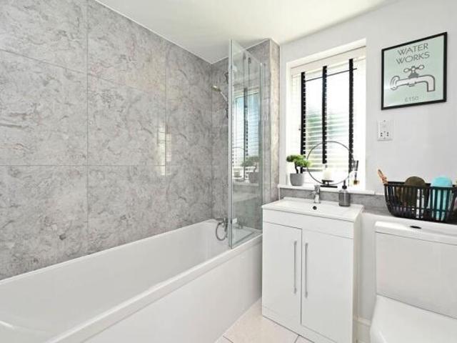 4 bedroom detached house for sale in Stableford View, Basingstoke, RG22