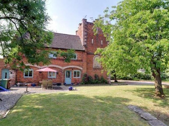 4 Bedroom Detached House For Sale In Stafford