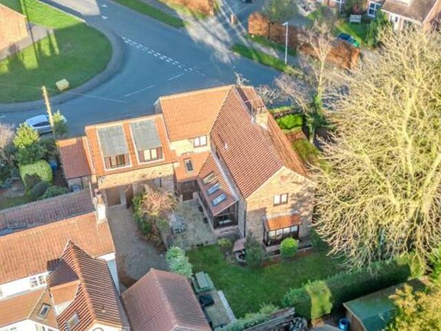 4 Bedroom Detached House For Sale In Stamford Bridge