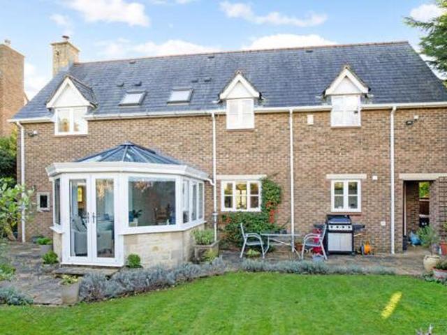 4 Bedroom Detached House For Sale In Standlake
