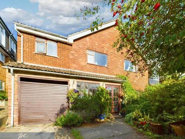 4 Bedroom Detached House For Sale In Standon