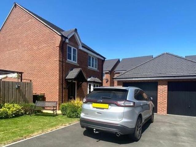 4 Bedroom Detached House For Sale In Stanton, Burton on trent