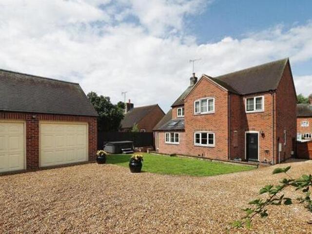 4 Bedroom Detached House For Sale In Stanton by bridge