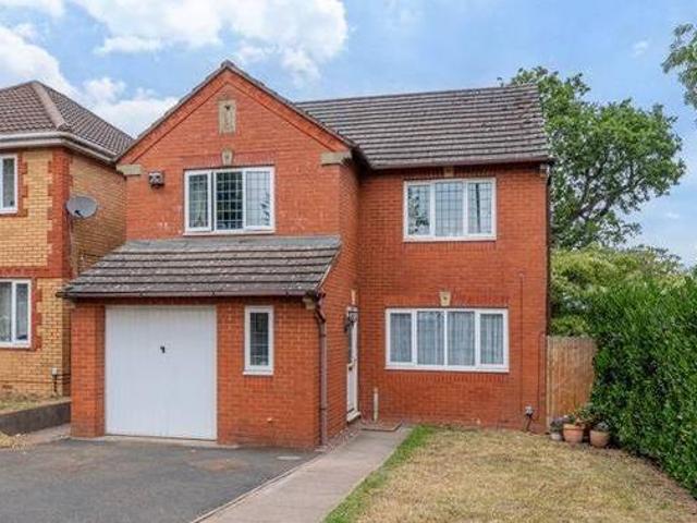 4 bedroom detached house for sale in Staple Lodge Road Birmingham B31