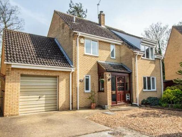 4 Bedroom Detached House For Sale In Stapleford