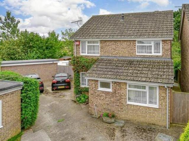 4 Bedroom Detached House For Sale In Staplehurst