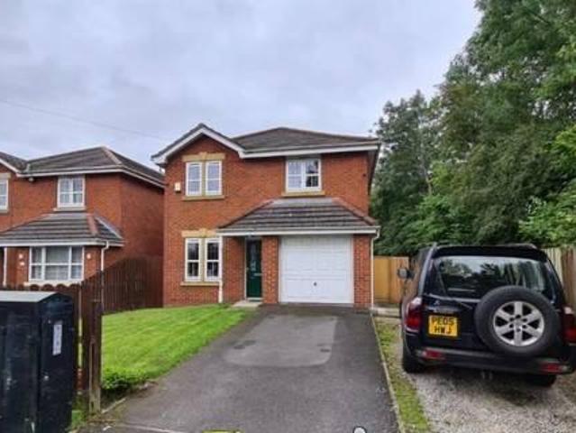 4 bedroom detached house for sale in Station Road North Fearnhead Warrington WA2