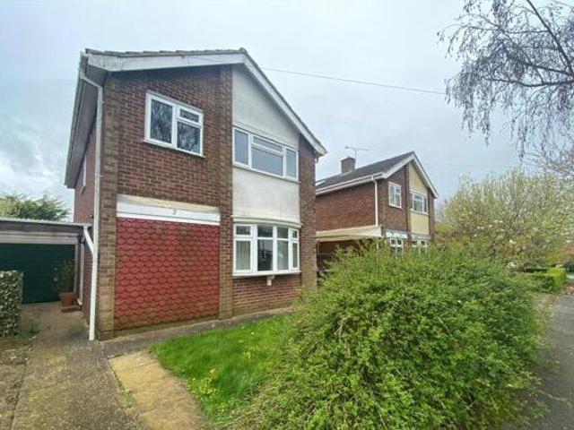 4 Bedroom Detached House For Sale In Staverton, Northamptonshire