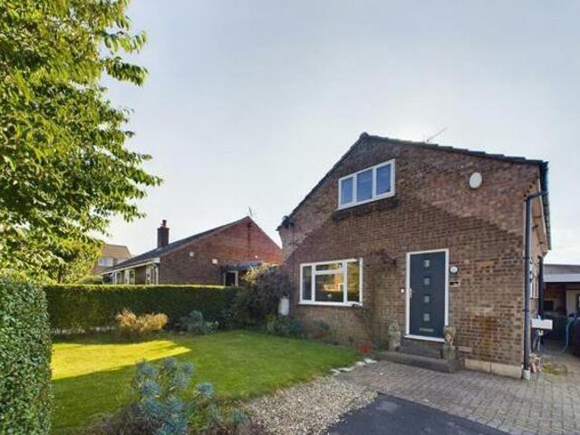 4 Bedroom Detached House For Sale In Staxton