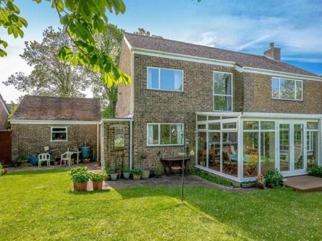 4 Bedroom Detached House For Sale In Steeple Aston, Oxfordshire