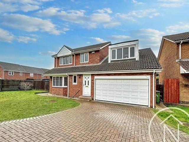 4 Bedroom Detached House For Sale In Stockton on tees