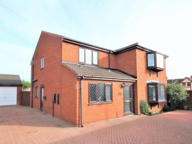 4 Bedroom Detached House For Sale In Stockton on tees, Durham