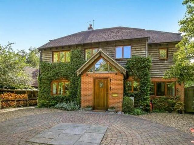 4 Bedroom Detached House For Sale In Stockbridge, Hampshire