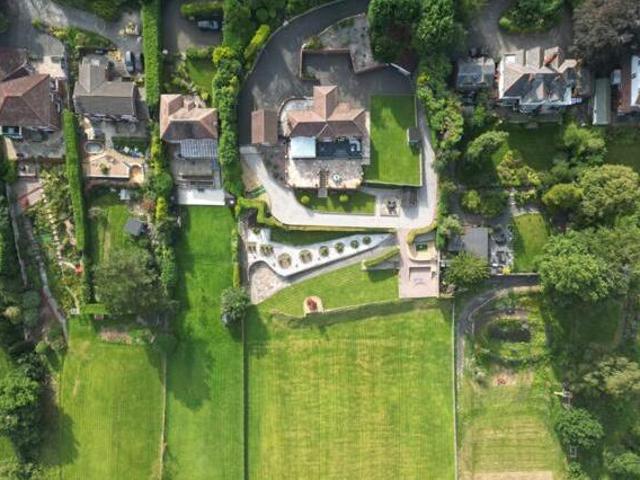 4 Bedroom Detached House For Sale In Stockport, Cheshire