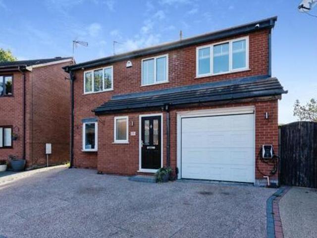 4 Bedroom Detached House For Sale In Stockport, Cheshire