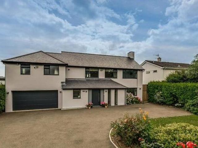 4 Bedroom Detached House For Sale In Stoke