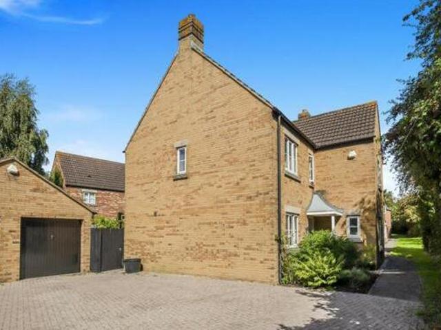 4 Bedroom Detached House For Sale In Stoke Gifford