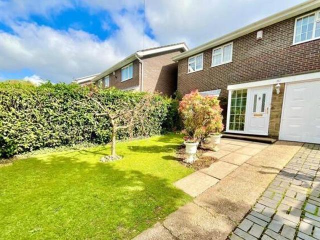 4 Bedroom Detached House For Sale In Stoke on trent