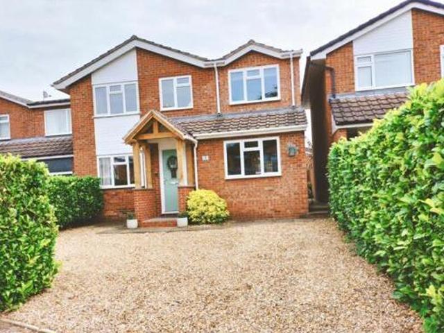 4 Bedroom Detached House For Sale In Stoke on trent