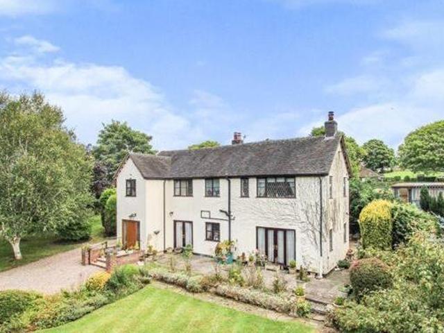 4 Bedroom Detached House For Sale In Stoke on trent