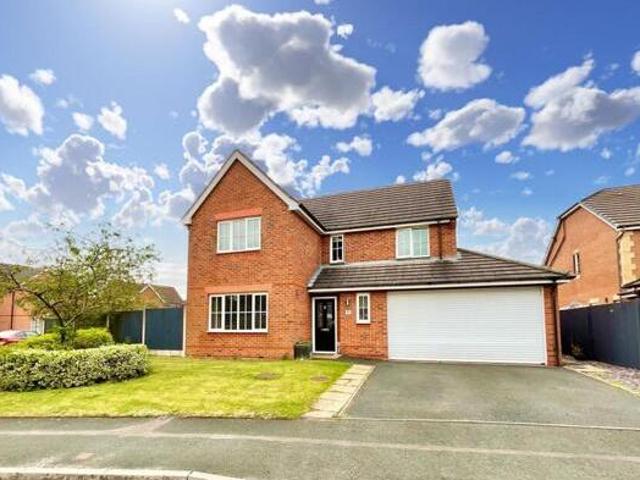 4 Bedroom Detached House For Sale In Stoke on trent