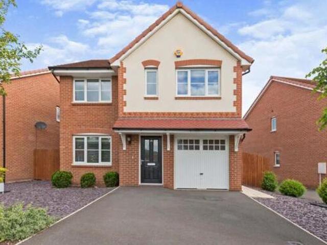 4 Bedroom Detached House For Sale In Stoke on trent, Cheshire