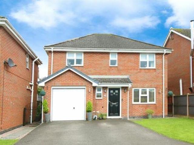 4 Bedroom Detached House For Sale In Stoke on trent, Staffordshire