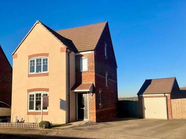 4 Bedroom Detached House For Sale In Stone