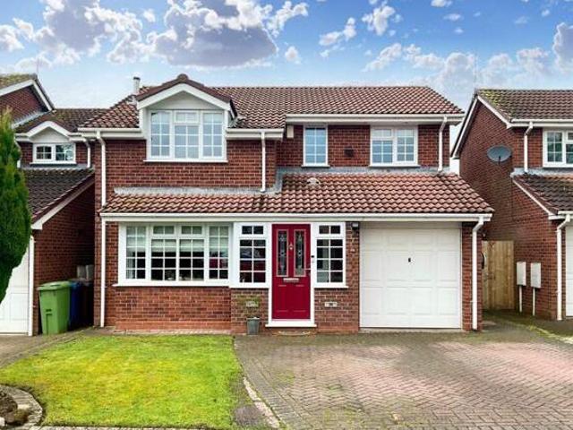 4 Bedroom Detached House For Sale In Stone