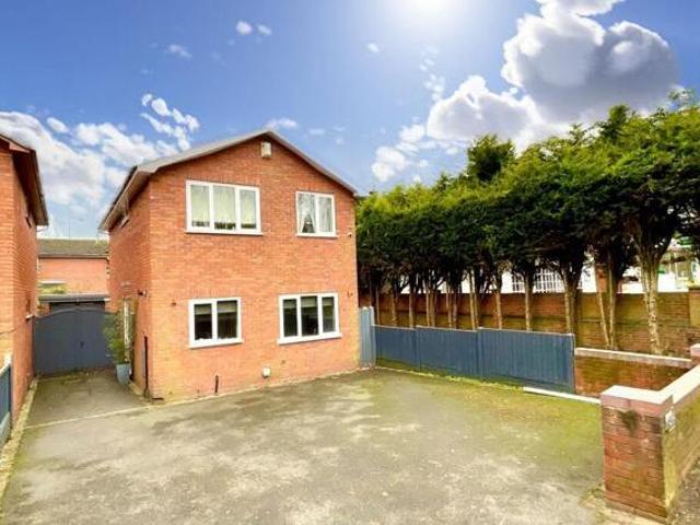 4 Bedroom Detached House For Sale In Stone