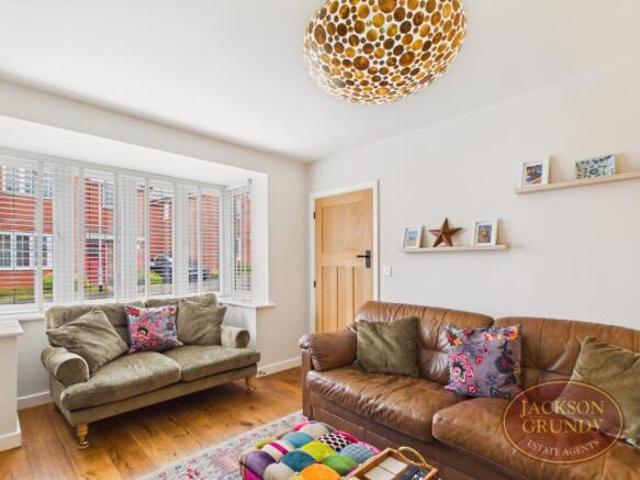 4 bedroom detached house for sale in Stone Brigg Way, Boughton, NN2 8GJ, NN2