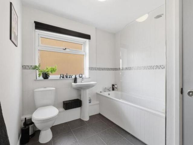 4 bedroom detached house for sale in Stoneacre Rise, Sheffield, S12